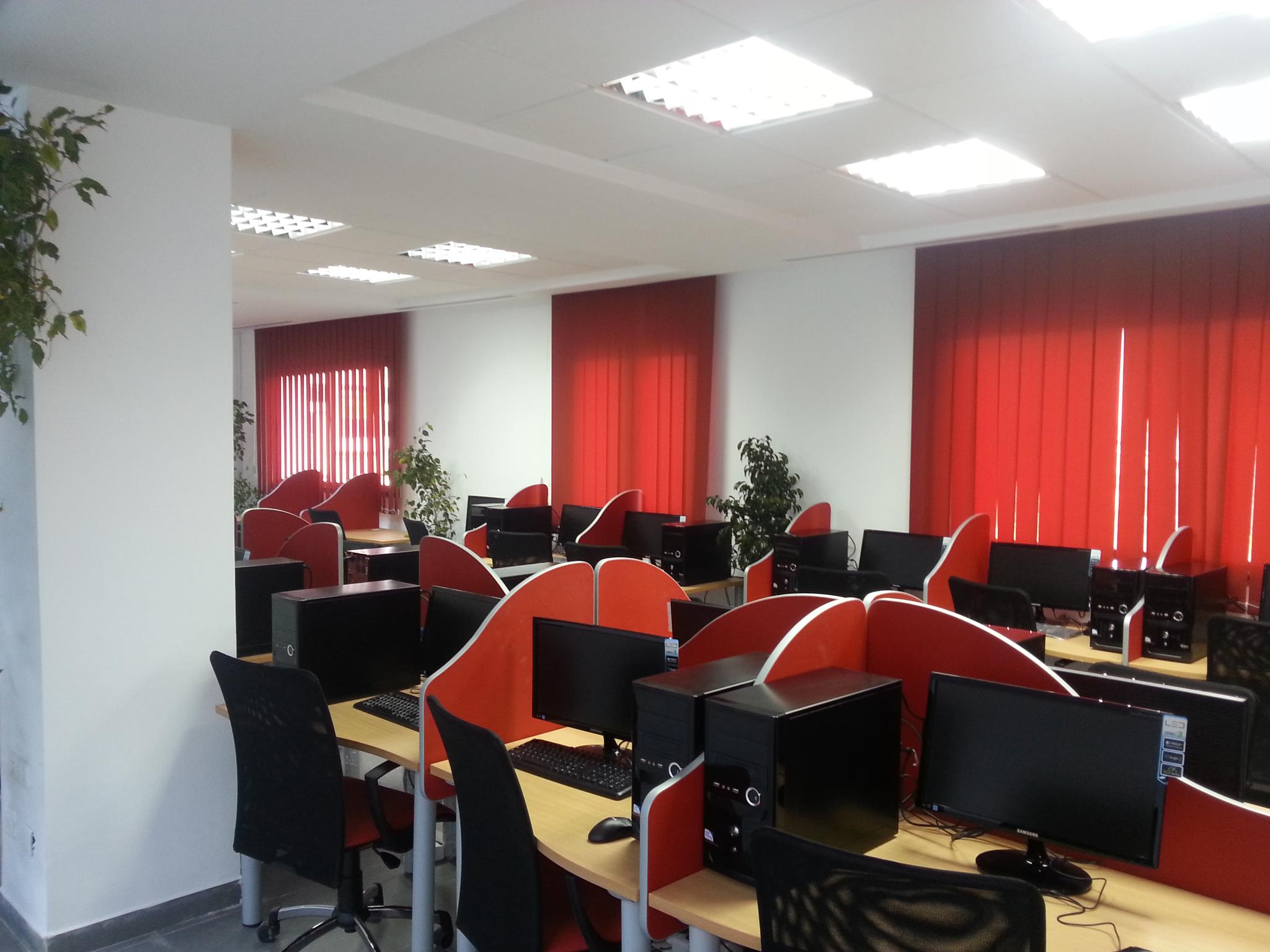 Business and Services Solutions Call Center | Ellabbe9